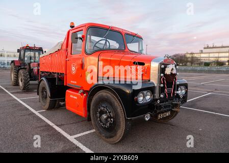 1964 Scammell Highwayman vintage lorry decorated with festive lights at ...