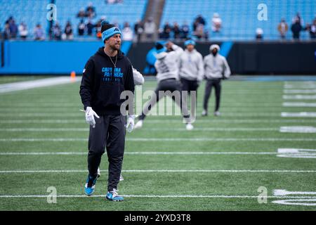 Carolina Panthers wide receiver Adam Thielen (19) warms up prior to a ...