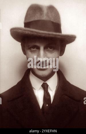 1936 Passport photo of Otto Frank (1889-1980), Jewish Holocaust ...