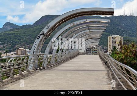 Concrete pedestrian bridge over Avenida Rei Pelé in Maracanã district ...