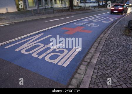 Emergency lane for ambulances, buses and taxis, Erlangen, Middle ...