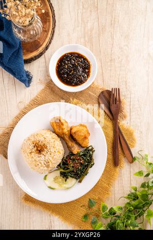 Simangunsong rice (Indonesia : Nasi Simangunsong) comes from the Toba ...