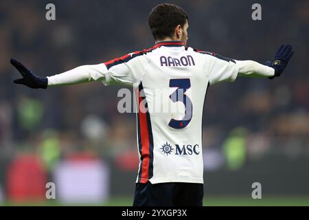 Aaron Martin of Genoa CFC gestures during the Serie A football match ...