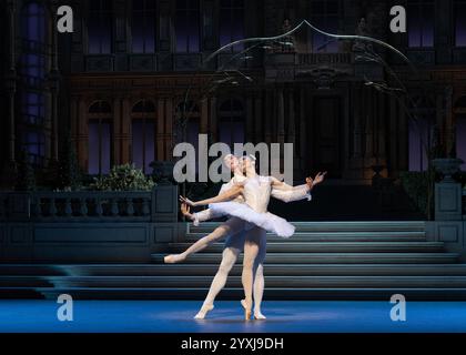 The Royal Ballet, Cinderella 2024 Stock Photo - Alamy