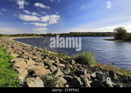 Summer view over the Daventry Country Park, Daventry town ...