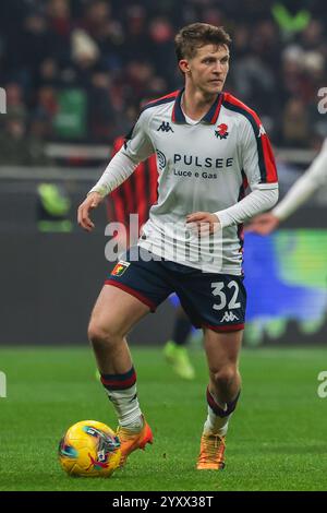 Morten Frendrup of Genoa CFC during Serie A 2024/25 match between ...
