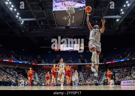 UConn guard KK Arnold (2) in action during an NCAA college basketball ...