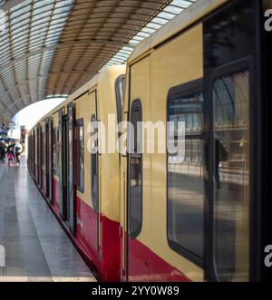 S-Bahn, Spandau station, Berlin, Germany Stock Photo - Alamy