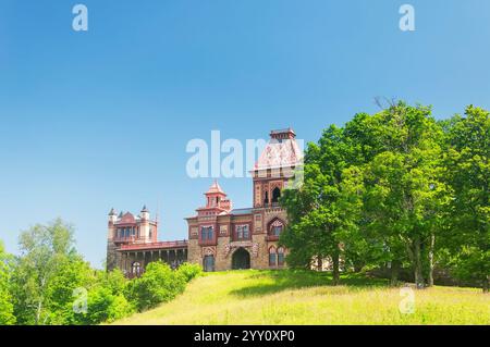 the historic estate and building at the olana state historic site in ...