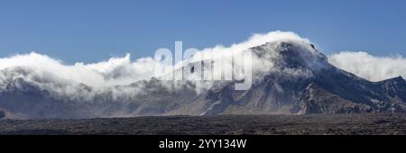 View on the caldera las canadas in Teide national parc on Tenerife ...