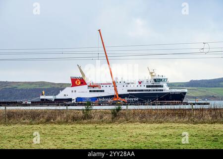 Glen Sannox ferry berthed at Fairlie Quay following construction at ...