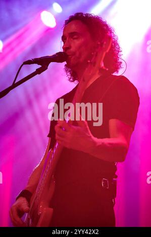 Stephan Brings von Brings live beim Weihnachtskonzert - Leise rieselt ...