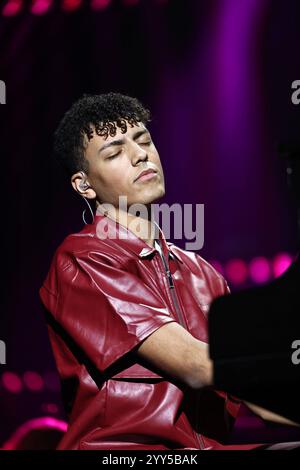 Louis Philippson im Bild: Louis Philippson - Pianist und Influencer ...