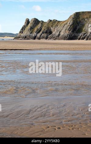 Low tide at Pobbles Beach and the headland of Shire Combe, Gower, Wales ...