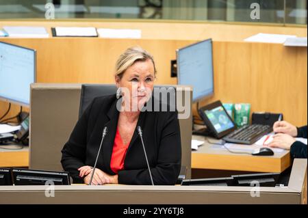 Liesbeth Homans NVA at the Flemish parliament plenary meeting in ...