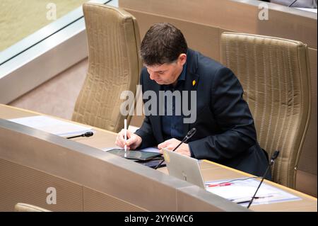 Tom Ongena Open VLD at the Flemish parliament plenary meeting in ...