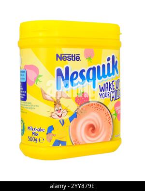 Nesquik strawberry flavour milkshake powder mix in a 500g pack Stock ...