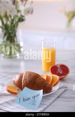 Romantic message written on napkin Stock Photo - Alamy