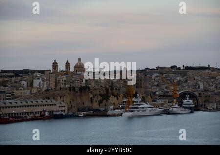 Isla-Senglea view from King George V Park, Floriana, Malta, Europe ...