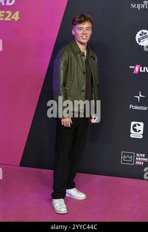 Iggi Kelly Sänger 12/24 thg Iggi Kelly auf dem Roten Teppich zur ...