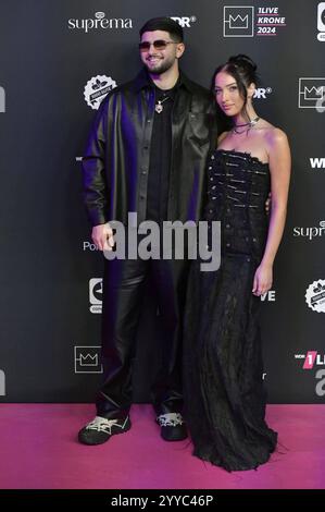 Hava re. und Dardan 12/24 thg Hava re. mit Dardan auf dem Roten Teppich ...