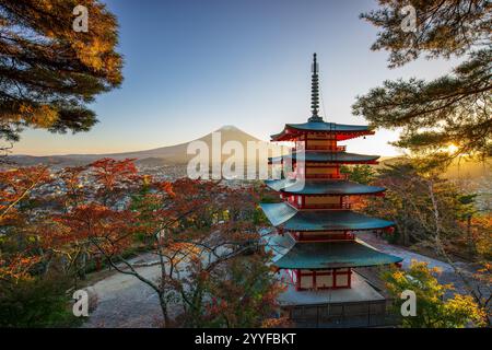 Sunset at Chureito Pagoda, Japan Stock Photo - Alamy