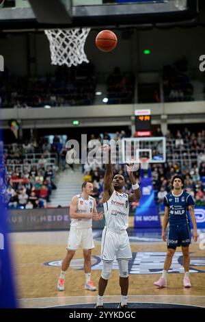Heidelberg, Deutschland. 22nd Dec, 2024. Kyle Lofton (Bamberg Baskets ...