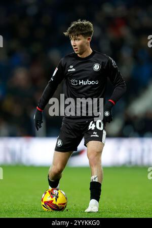 Bristol City's George Earthy during the Sky Bet Championship match at ...