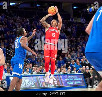 Kentucky guard Otega Oweh (00) shoots against Oklahoma forward Luke ...