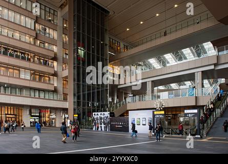 Concourse level inside West Japan Railway (JR) Osaka Umeda main train ...