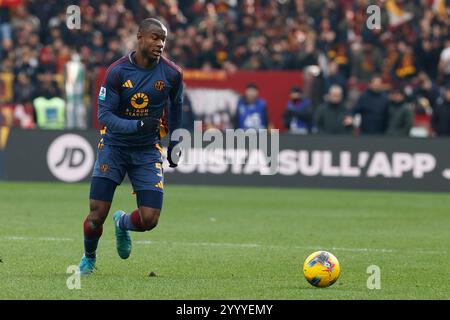 Evan Ndicka of AS Roma in action during the Serie A football match ...