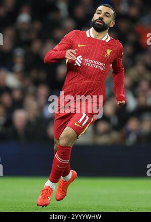 London, UK. 22nd Dec, 2025. Ellie Goldstein attends 'Sleeping Beauty ...