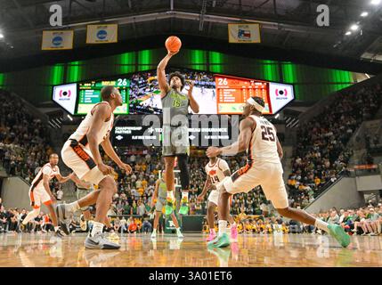 MAR 12 2025: Baylor Bears forward Norchad Omier (15) scores a layup ...