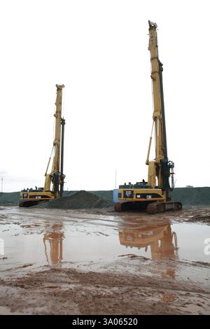 Valarpadam international container terminal under construction, Kochi ...
