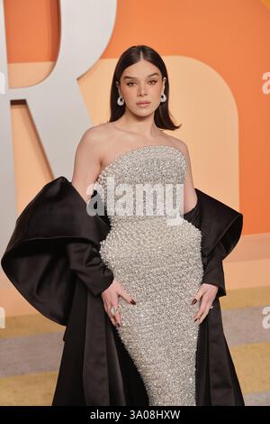 Hailee Steinfeld attends the 2025 Vanity Fair Oscar Party at Wallis ...