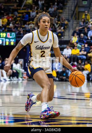California guard Jayda Noble looks to pass the ball during an NCAA ...