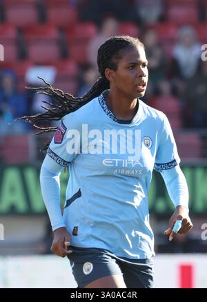 LONDON, ENGLAND - Khadija(Bunny)Shaw of Manchester City WFC scores ...