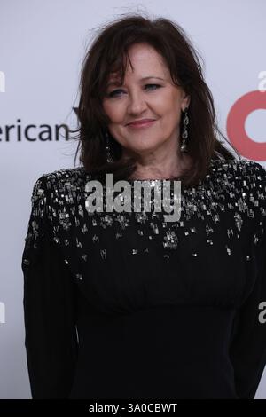 Anne Aslett attends Elton John AIDS Foundation's 33rd Annual Academy ...