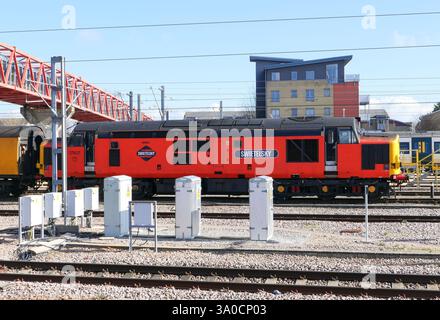 Swietelsky Class 37 diesel 37607 with Overhead Line Inspection Train ...