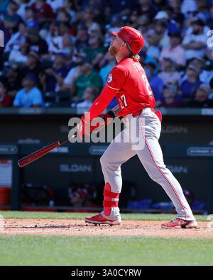 Cincinnati Reds outfielder Jake Fraley (27) fails to catch a three-run ...