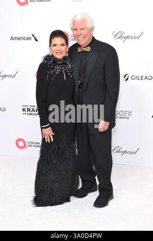 William F. Austin mit Ehefrau Tani Austin bei der 33. Elton John AIDS ...