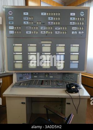 Soviet missile launch control room inside Tagansky Protected Command ...