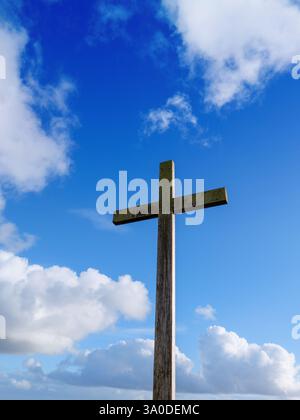 Christian Cross against the sky, Corbar Cross, Buxton, UK Stock Photo ...