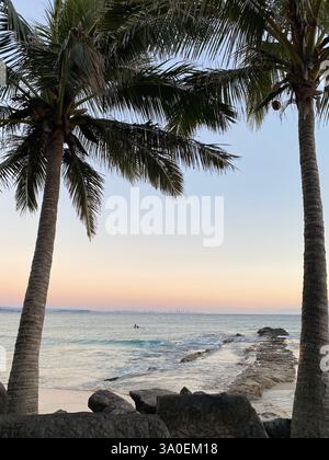 Snapper rocks beach in Coolangatta on the Gold Coast Stock Photo - Alamy