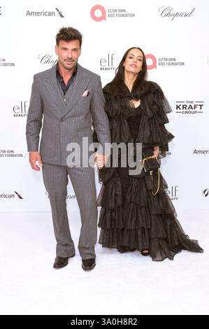 Frank Grillo und San Nardi bei der 33. Elton John AIDS Foundation s ...