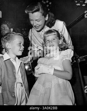 Ridgely Howard; Mrs. Edgar Bergen & Candice. December 03, 1951 Stock ...