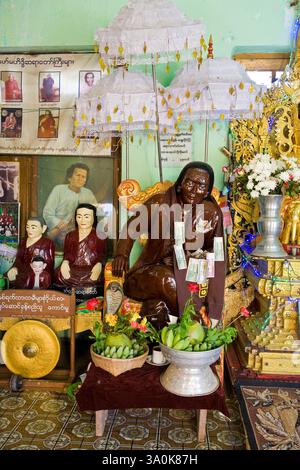 Myanmar, Popa mount, Paya Stock Photo - Alamy