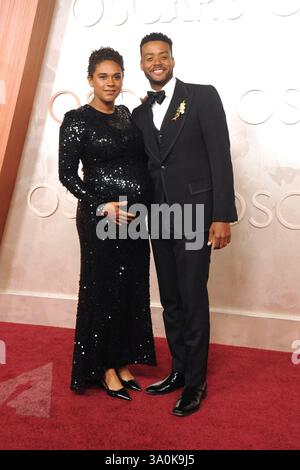 Briana Nicole Henry und Kris Bowers bei der Premiere des Kinofilms Bob ...