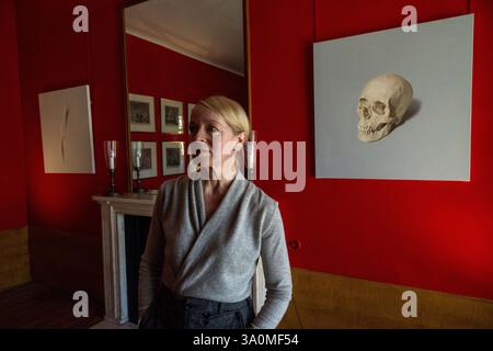 04/03/2025. London, UK Scottish artist Alison Watt poses with her ...