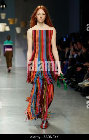 Paris, France. 04th Mar, 2025. Tems arriving at Dior show during Paris ...